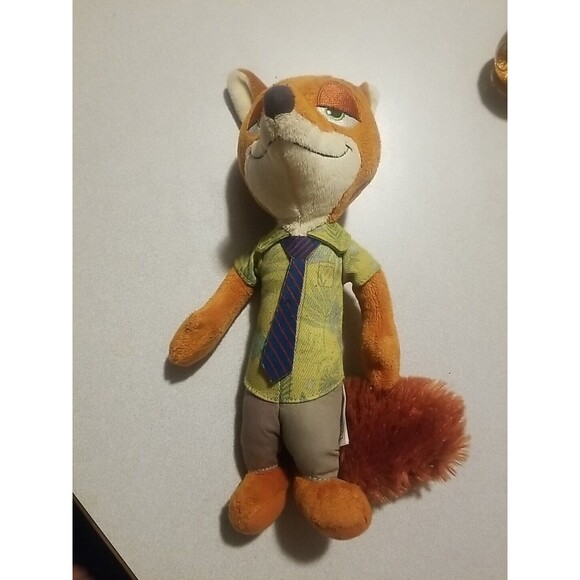 Disney | Toys | Tomy Disney Parks Zootopia Plush Nick Wilde Sly Fox ...